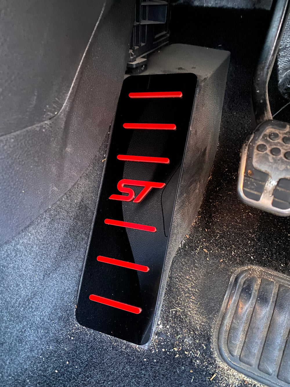 Mk3/3.5 Focus Dead Pedal Foot Rest Plates